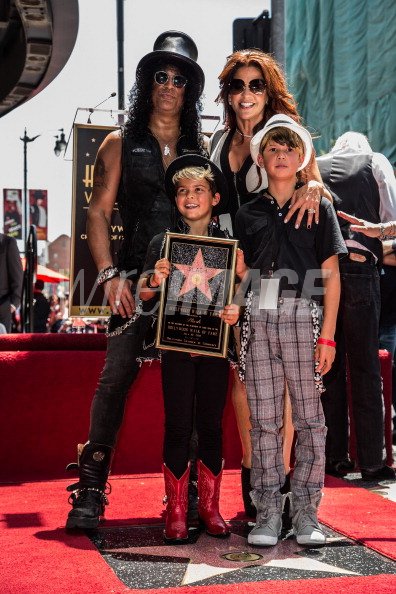 Slash Wife Perla Ferrar