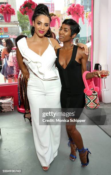 Erica Dickerson Photos And Premium High Res Pictures Getty Images
