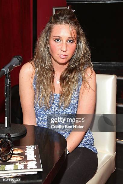 Hailey Glassman Hosts Shovio Com Photos And Premium High Res Pictures Getty Images