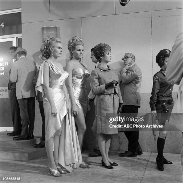 Batman Nora Clavicle And The Ladies Crime Club Airdate January News Photo Getty Images