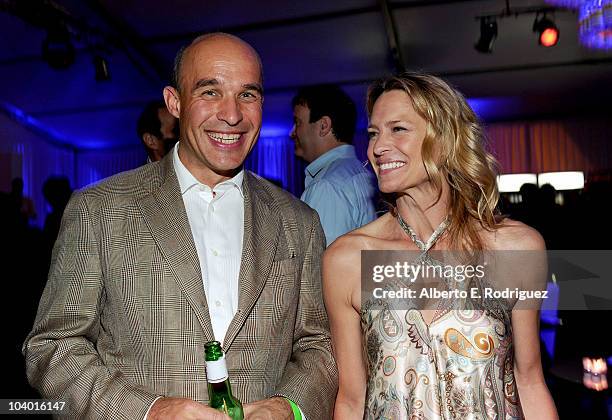 Jim Balsillie Co Photos and Premium High Res Pictures - Getty Images Jim Balsillie Co Photos and Premium High Res Pictures - Getty Images