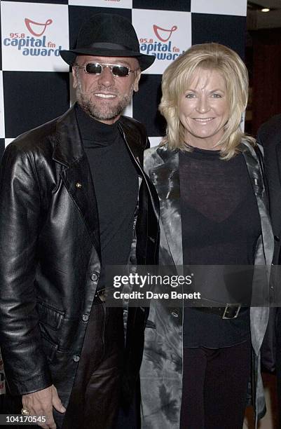 Maurice Gibb Wife Photos And Premium High Res Pictures Getty Images