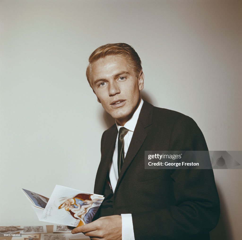English pop singer Adam Faith receives an early Christmas card,... News ... English pop singer Adam Faith receives an early Christmas card,... News ...