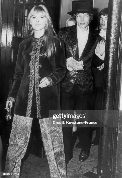 181 Mick Jagger Marianne Faithfull Photos And High Res Pictures Getty