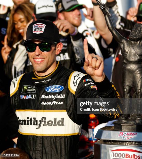 1,296 Stewart Haas Racing Ford Fusion Photos & High Res Pictures ... 1,296 Stewart Haas Racing Ford Fusion Photos & High Res Pictures ...