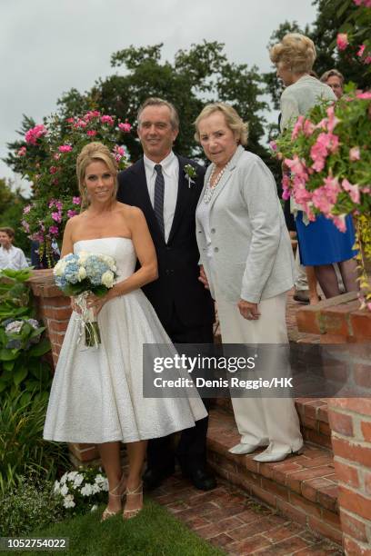 Robert F Kennedy Jr Cheryl Hines Photos and Premium High Res Pictures ... Robert F Kennedy Jr Cheryl Hines Photos and Premium High Res Pictures ...