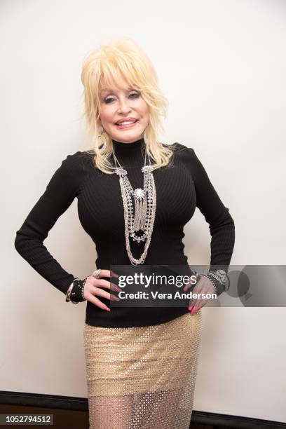 Dolly Parton Press Photos And Premium High Res Pictures Getty Images