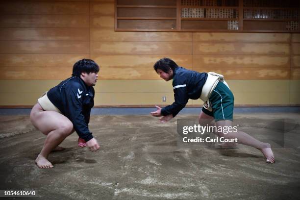 Female Sumo Wrestlers Photos And Premium High Res Pictures Getty Images