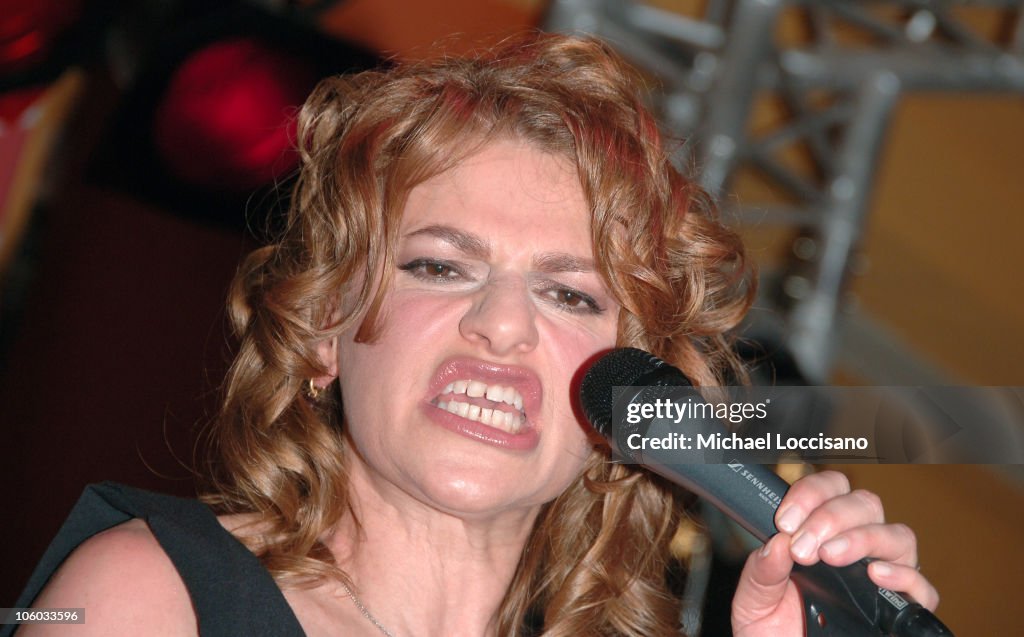 Sandra Bernhard During Sandra Bernhard And The Rebellious Jezebels