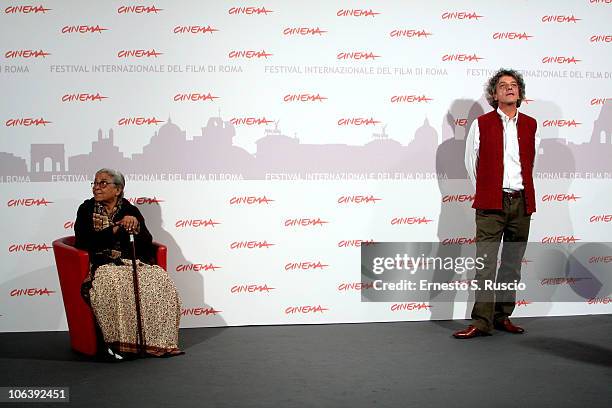 42 Mahasweta Devi Stock Photos, High-Res Pictures, and Images - Getty ... 42 Mahasweta Devi Stock Photos, High-Res Pictures, and Images - Getty ...