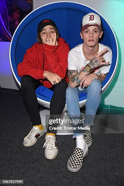 Uk Singers Charlie Lenehan And Leondre Devries Of The Duo Bars