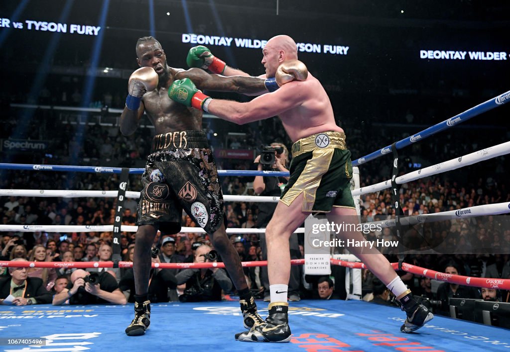 Deontay Wilder And Tyson Fury Punch Each Other In The Ninth Round