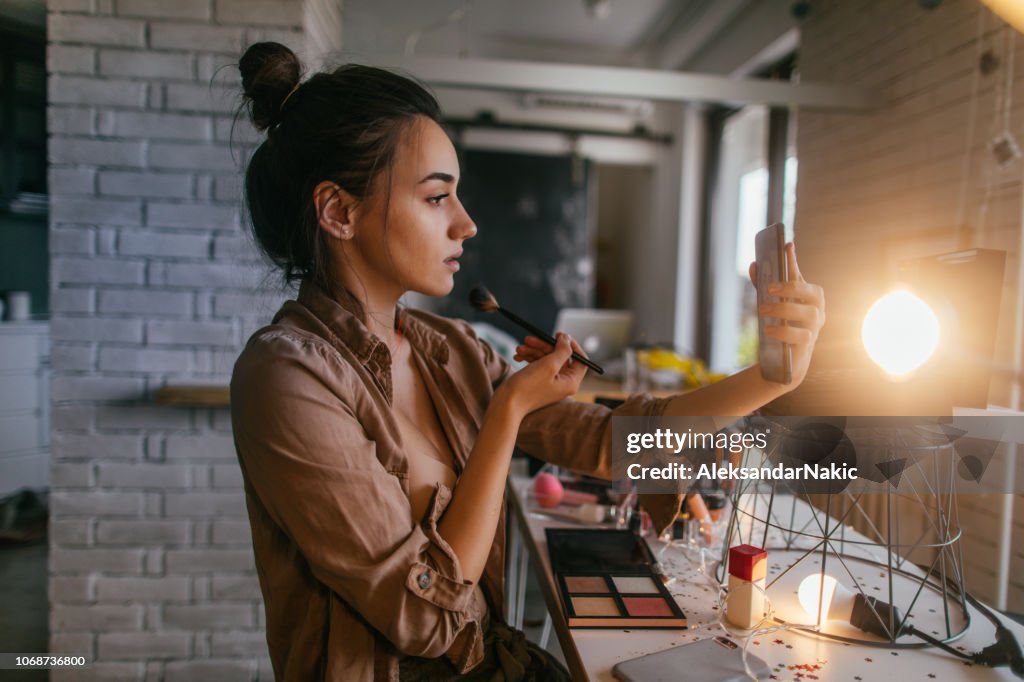 Filming My Make Up Routine High-Res Stock Photo - Getty Images Filming My Make Up Routine High-Res Stock Photo - Getty Images