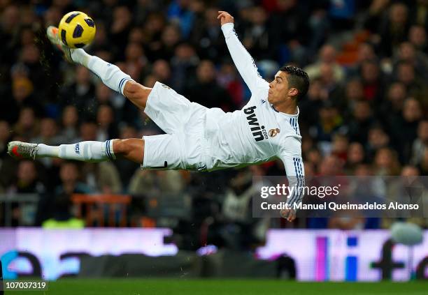Cristiano Ronaldo Bicycle Kick Wallpaper