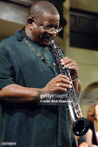Dwight Andrews Photos and Premium High Res Pictures - Getty Images Dwight Andrews Photos and Premium High Res Pictures - Getty Images
