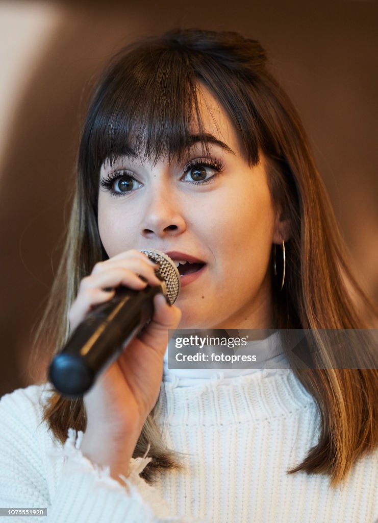 Aitana signs copies of her album on December 01, 2018 in Seville ... Aitana signs copies of her album on December 01, 2018 in Seville ...