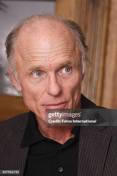 Ed Harris Portrait Session Photos And Premium High Res Pictures Getty Images