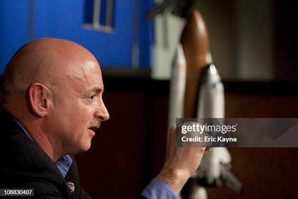 21 Rep Gabrielle Fords Husband Mark Kelly Announces His Plans For