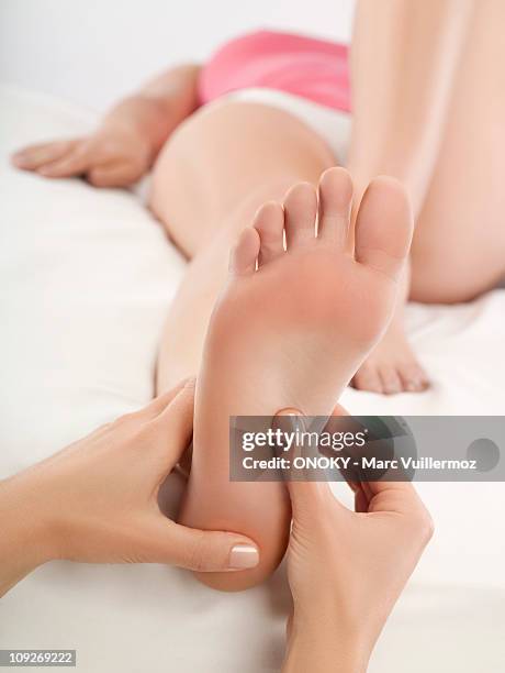 Reflexology Feet Photos And Premium High Res Pictures Getty Images