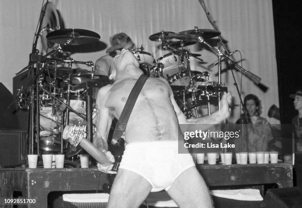 Lollapalooza 1992 Waterloo Village Photos And Premium High Res Pictures Getty Images