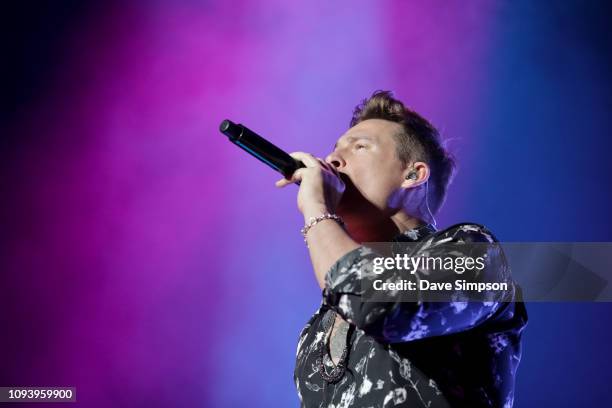Lee Ryan Blue Photos And Premium High Res Pictures Getty Images