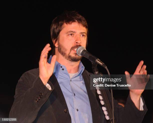 29 Dave Grohl And Krist Novoselic Make Rare Appearance To Support John Kerry At A Photos And High