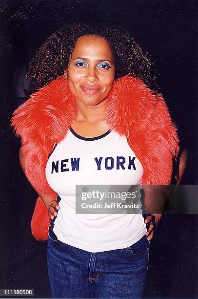 Lisa Nicole Carson Photos And Premium High Res Pictures Getty Images