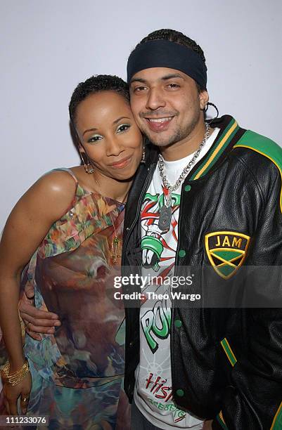 Sean Paul And Vivian Green On Mtv2 Photos and Premium High Res Pictures ... Sean Paul And Vivian Green On Mtv2 Photos and Premium High Res Pictures ...