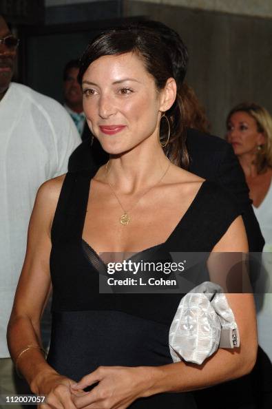 Lola Glaudini Of Criminal Minds During Cbs 2005 Tca Party Red