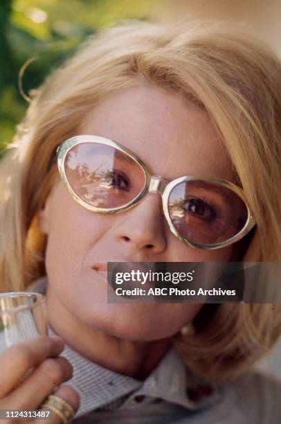 Angie Dickinson 1971 Photos And Premium High Res Pictures Getty Images