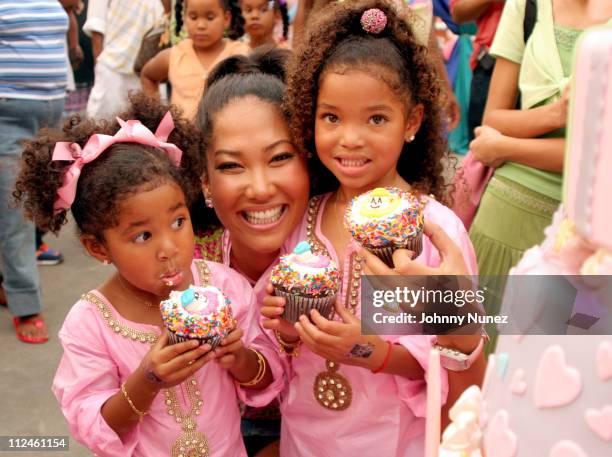 Ming And Aoki Lee Simmons Photos And Premium High Res Pictures Getty