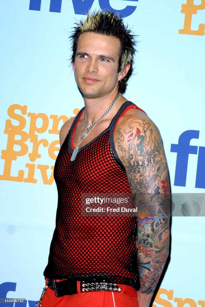 Ashley Hamilton Performed His Debut Single Wimmin Ashley Is The Son News Photo Getty Images
