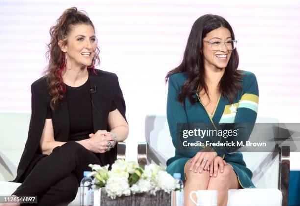 Jennie Snyder Urman Photos And Premium High Res Pictures Getty Images