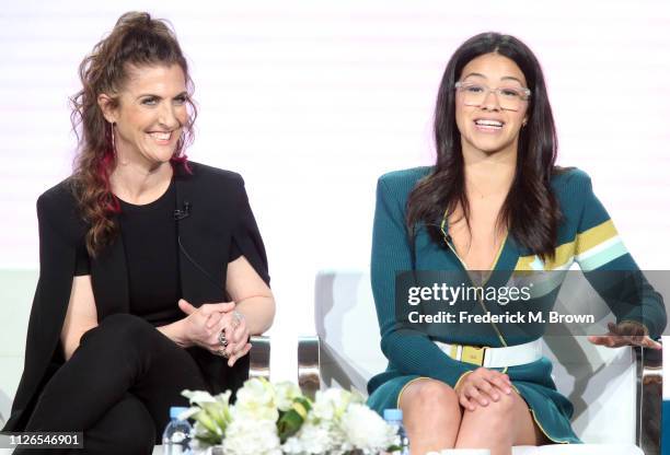 Jennie Snyder Urman Photos And Premium High Res Pictures Getty Images
