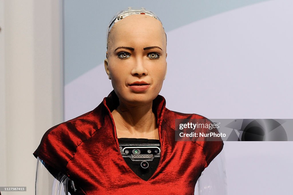 Sophia The Humanoid Robot Created By Hanson Robotics Exhibited Fotografía De Noticias