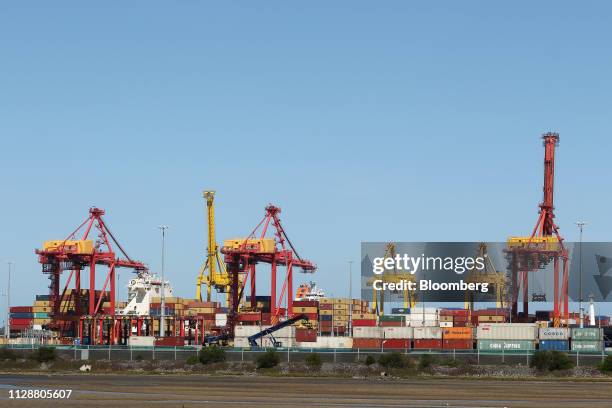 Port Botany Shipping Container Terminal Photos and Premium High Res ... Port Botany Shipping Container Terminal Photos and Premium High Res ...