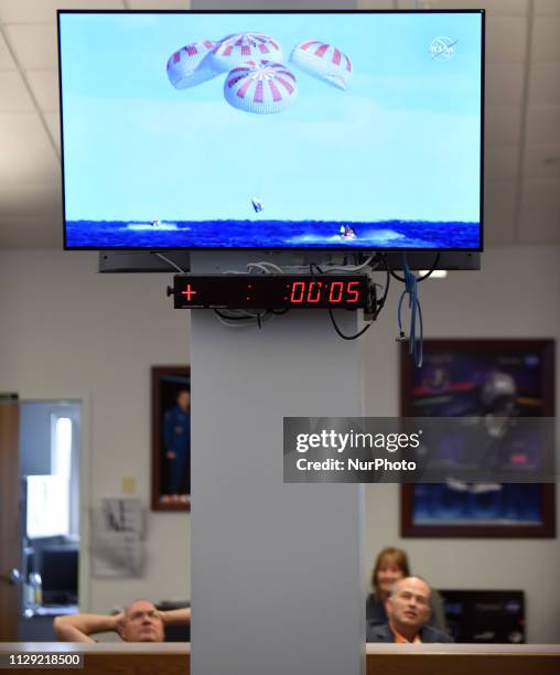Space X Splash Down Photos And Premium High Res Pictures Getty Images