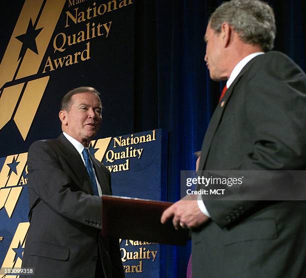 Malcolm Baldrige National Quality Awards Photos and Premium High Res ... Malcolm Baldrige National Quality Awards Photos and Premium High Res ...