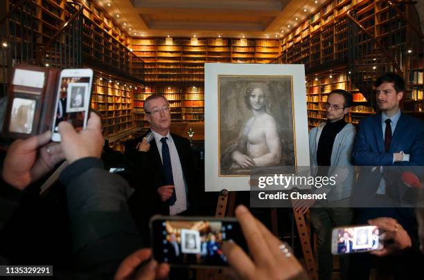 Monna Vanna Photos And Premium High Res Pictures Getty Images