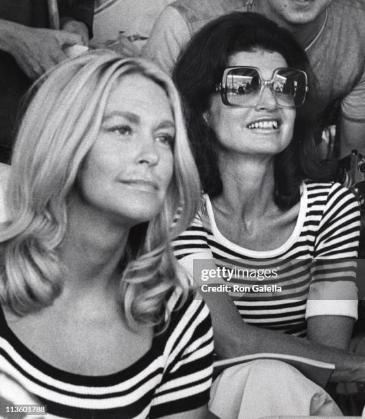 70 Jackie Kennedy And Joan Kennedy Photos And High Res Pictures Getty Images