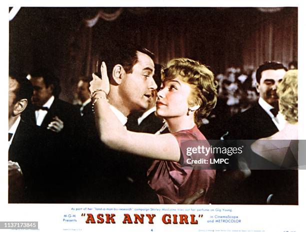 85 Shirley Maclaine 1959 Photos And High Res Pictures Getty Images