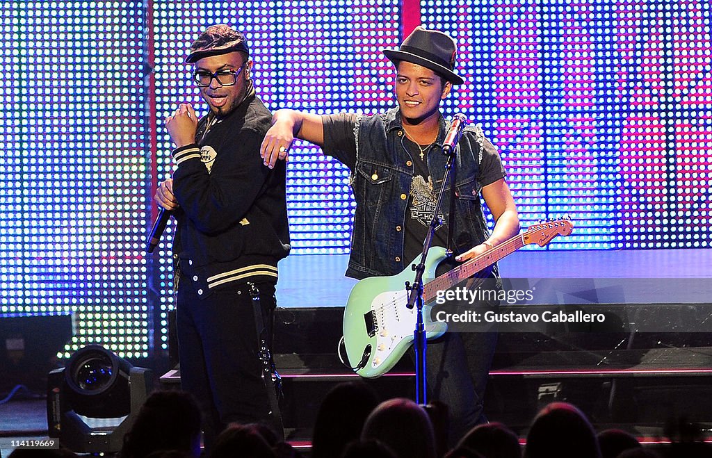 Bruno Mars Performs At Fillmore Miami Beach On May 11 2011 In Miami