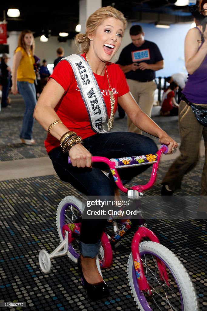 Miss West Virginia Whitney Veach Attends A Bike Build In Celebration News Photo Getty Images