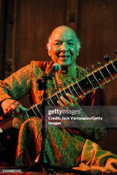 17 Ustad Vilayat Khan Stock Photos, High-Res Pictures, and Images ... 17 Ustad Vilayat Khan Stock Photos, High-Res Pictures, and Images ...