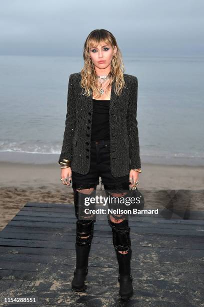 Miley Cyrus Jeans Photos and Premium High Res Pictures - Getty Images Miley Cyrus Jeans Photos and Premium High Res Pictures - Getty Images