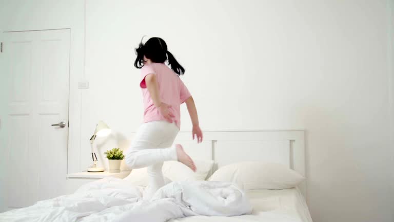 991 Girl Dancing Bedroom Stock Videos Footage And 4k Video Clips Getty Images