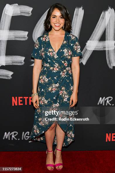 Kathryn Feeney Attends The Season 1 Premiere Of Netflixs Mr News Photo Getty Images