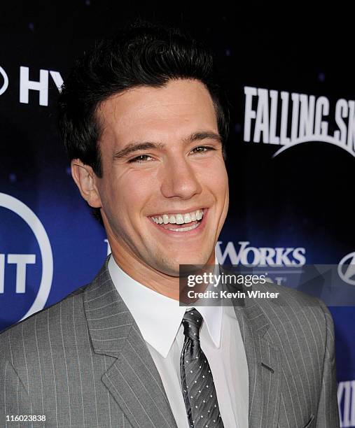 Premiere Of Tnt And Dreamworks Falling Skies Arrivals Stockfotos En