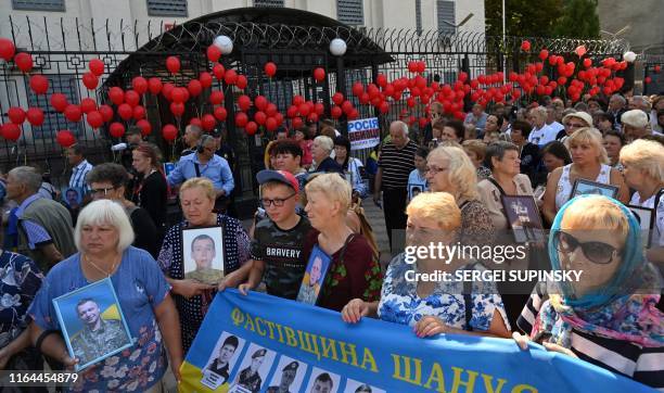 Bawl Putin Photos And Premium High Res Pictures Getty Images