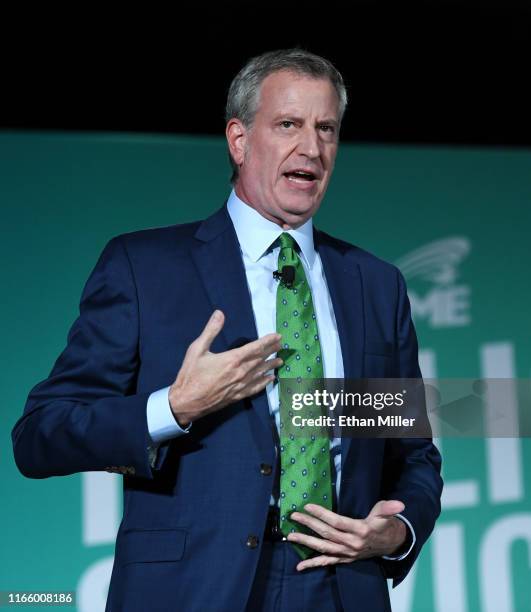 Bill De Blasio 2020 Presidential Campaign Photos and Premium High Res ... Bill De Blasio 2020 Presidential Campaign Photos and Premium High Res ...